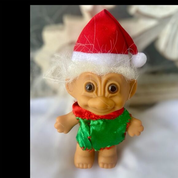 Russ | Toys | Vintage Russ Santa Troll Doll 45 White Hair Brown Eyes 9s ...